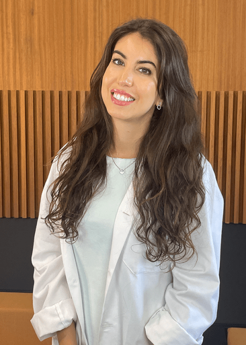 Dr. Iris Flores Jimenez - Clinica Tufet